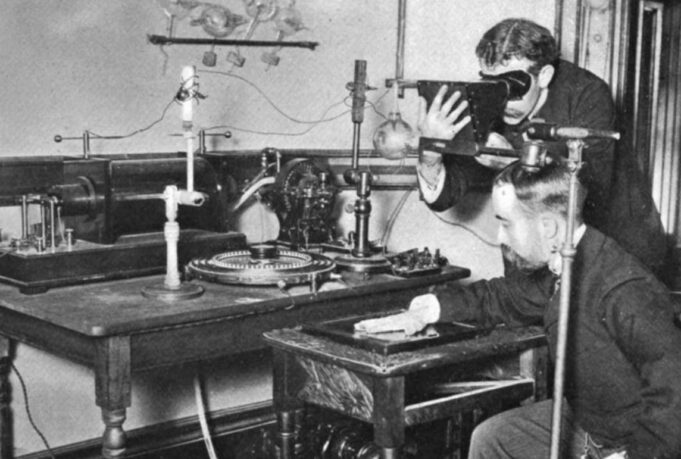 Biografi Wilhelm Conrad Rontgen, Penemu Sinar X Yang Meraih Nobel ...