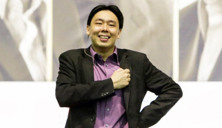 Biografi Adam Khoo, Kisah Pria Yang Dianggap Bodoh Menjadi Miliarder