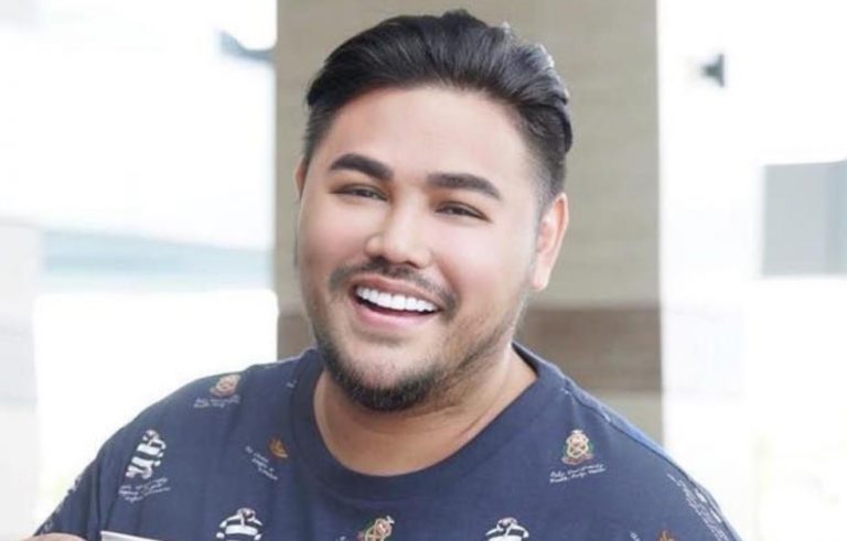Biografi Ivan Gunawan, Kisah Perjalanan Dari Desainer Hingga Presenter